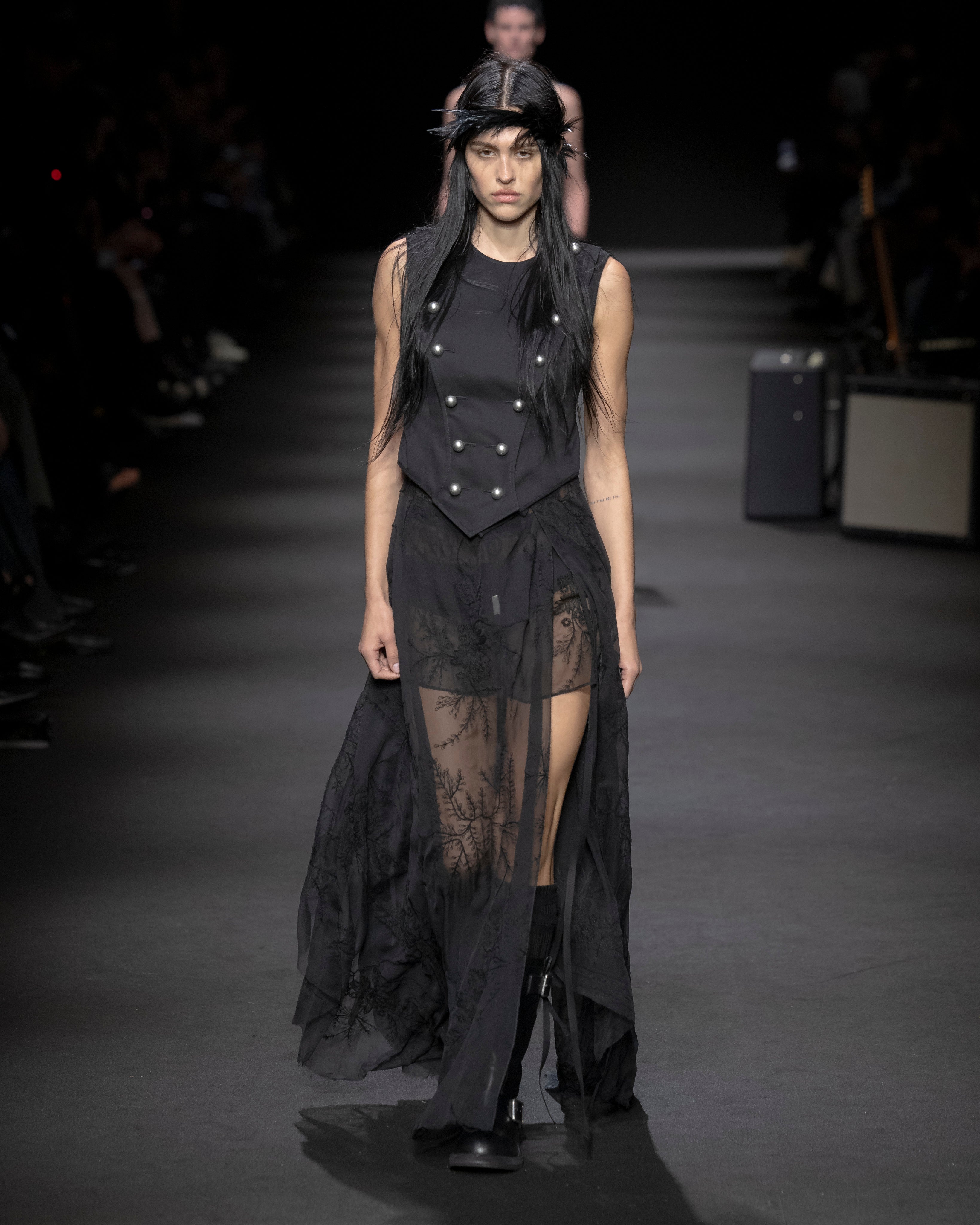 Schau Frühling / Sommer 26 - 35 – Ann Demeulemeester